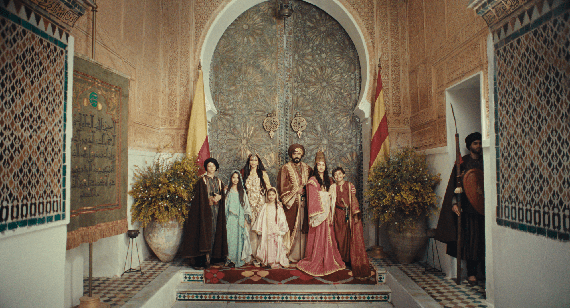 La última reina, de Adila Bendimerad y Damien Ounouri | 242 películas ...